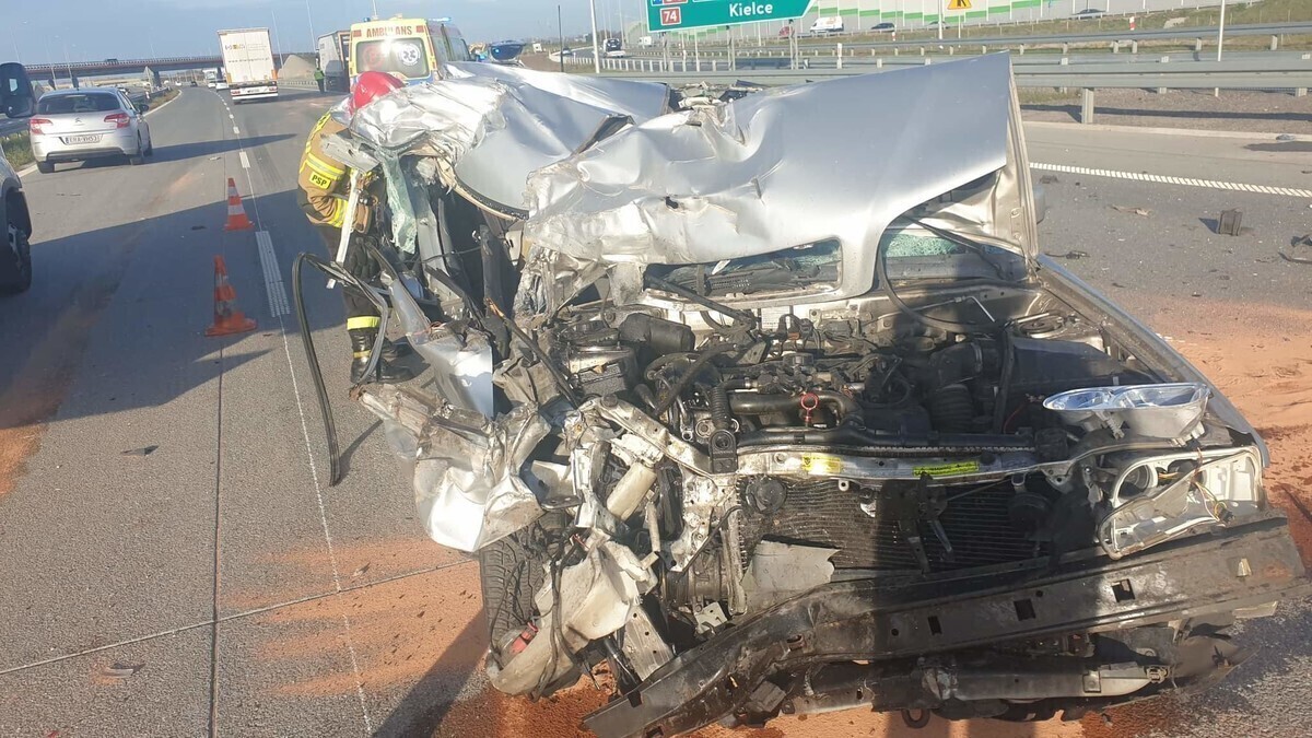 Wypadek na A1 pod Piotrkowem [AKTUALIZACJA] - ePiotrkow.pl